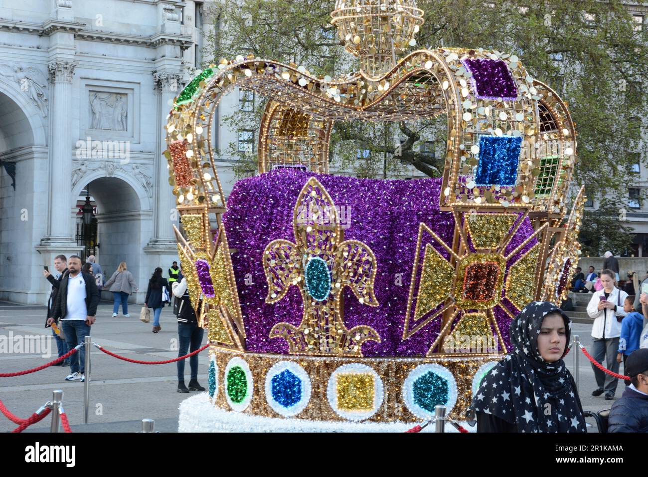 Giant Royal crown at Marble Arch Stock Photo - Alamy
