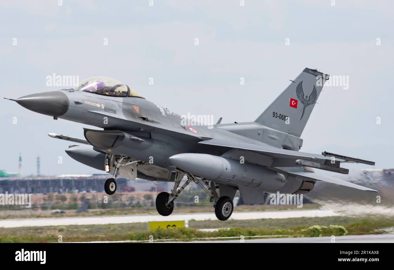 F-16C block 40 Fighting Falcon Take off Konya Anatolian eagle Exercises ...
