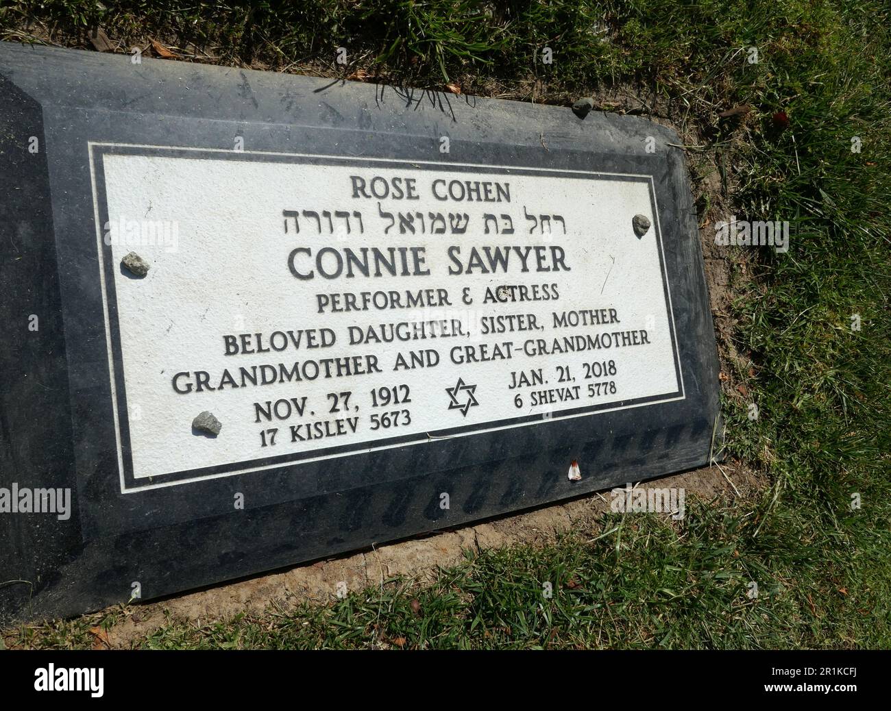 Los Angeles, California, USA 12th May 2023 Actress Connie Sawyer Grave ...
