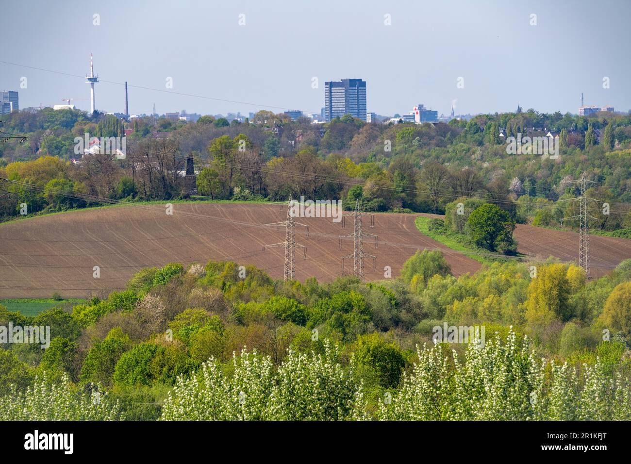 View of the Mechtenberg landscape park in Essen, and the skyline of the ...