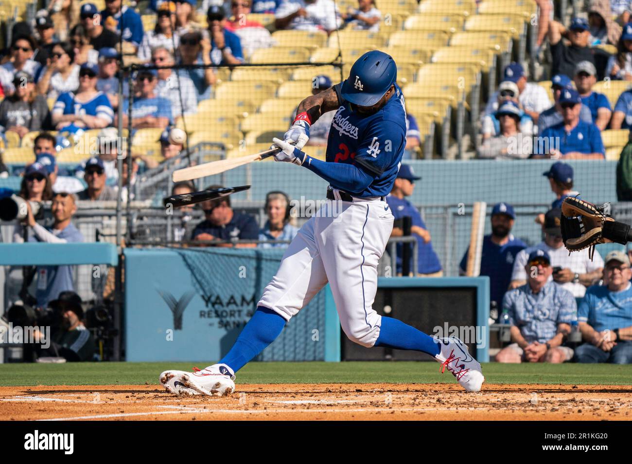 Los Angeles Dodgers right fielder Jason Heyward (23) breaks his bat ...