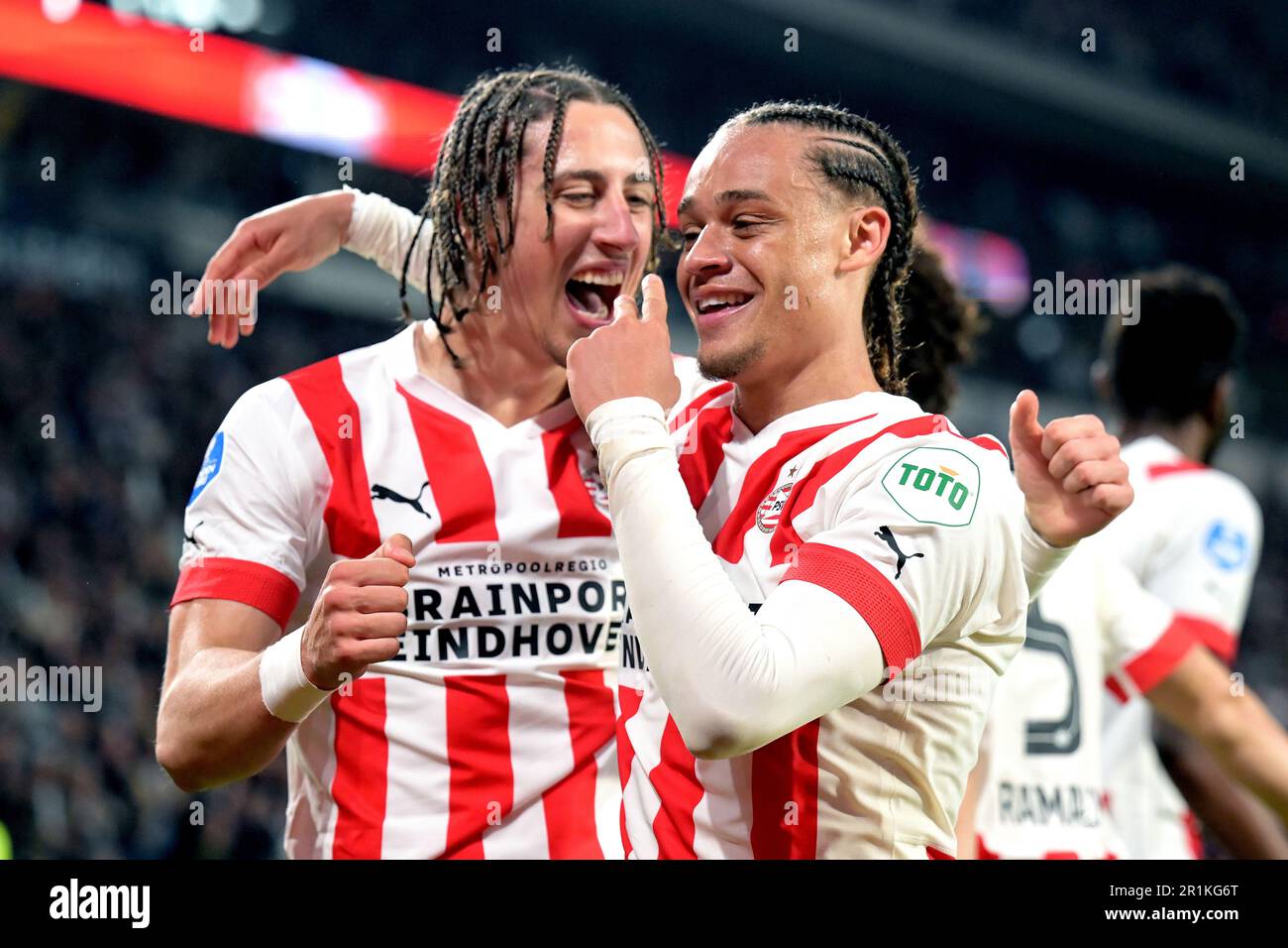 EINDHOVEN - Xavi Simons of PSV Eindhoven celebrates the 2-1 during the ...