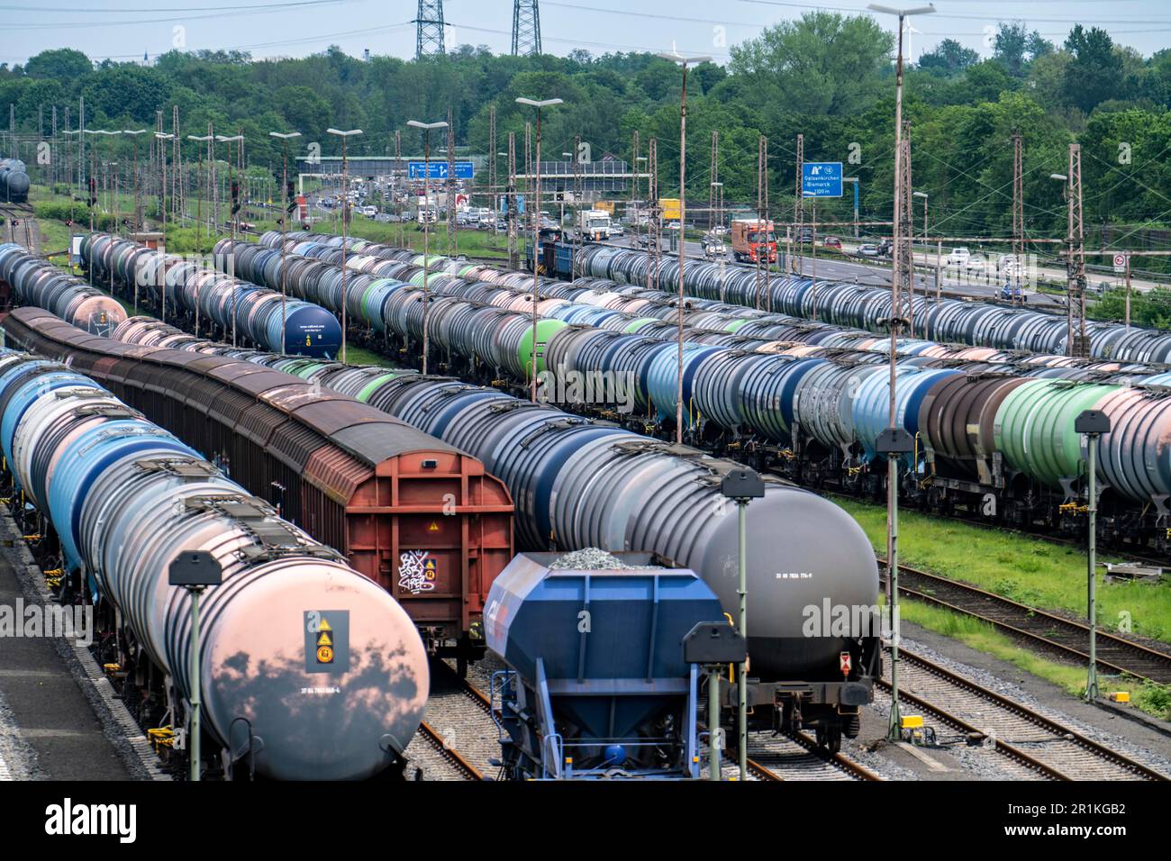 Gelsenkirchen Bismarck marshalling yard, goods trains are assembled and ...