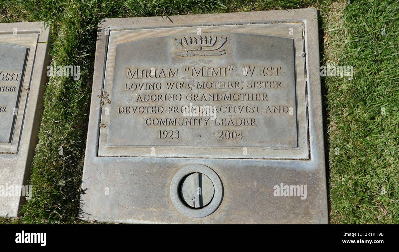 Hillside memorial park culver hi-res stock photography and images - Alamy