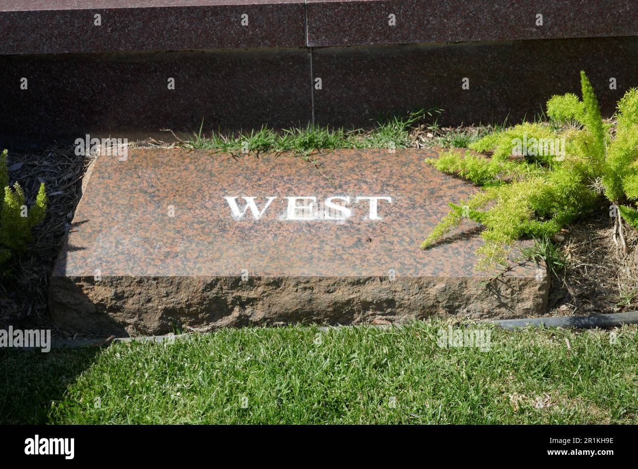 Los Angeles, California, USA 12th May 2023 Entertainer Screenwriter ...