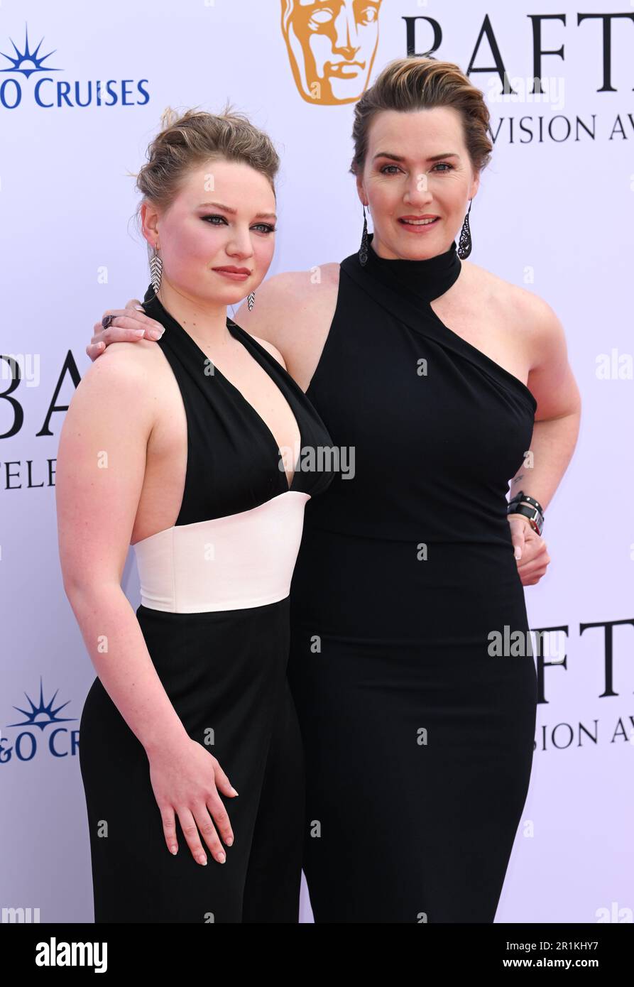 Kate winslet and daughter mia threapleton Banque de photographies et d’images à haute résolution ...