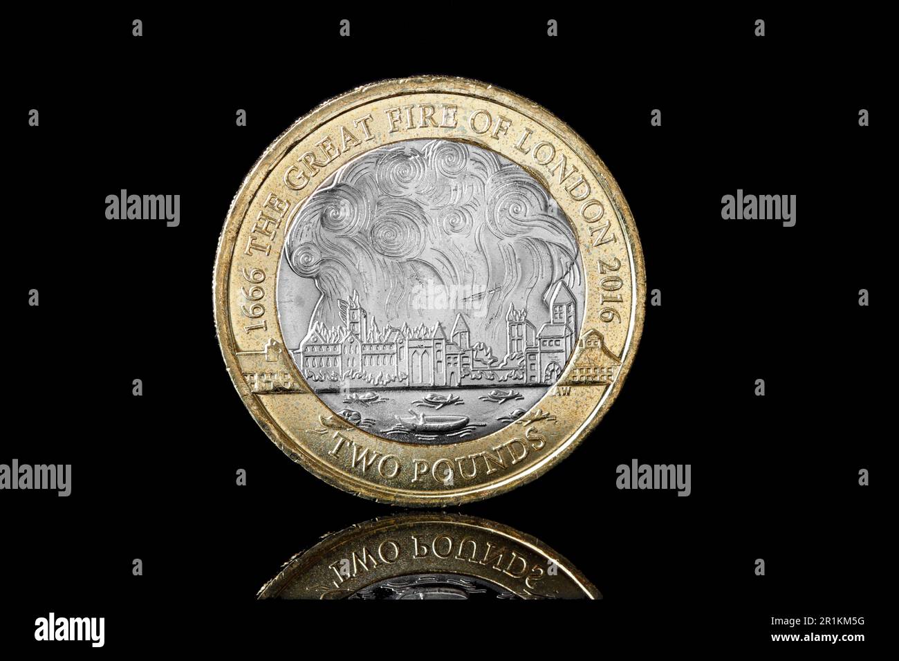 Great fire of london 2 pound coin hi-res stock photography and images ...