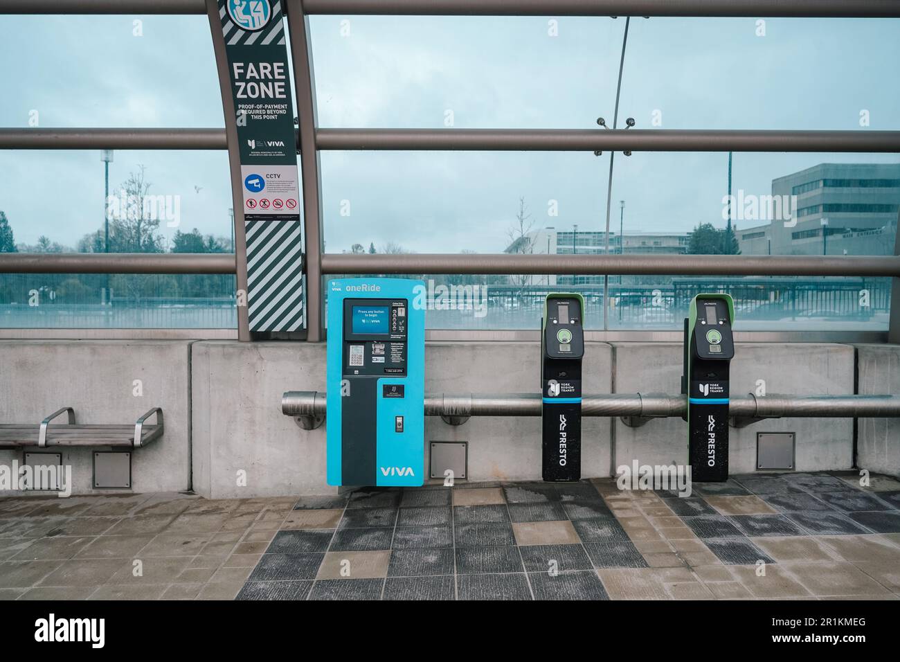 Machine to buy and pay for bus fare in Canada Stock Photo - Alamy