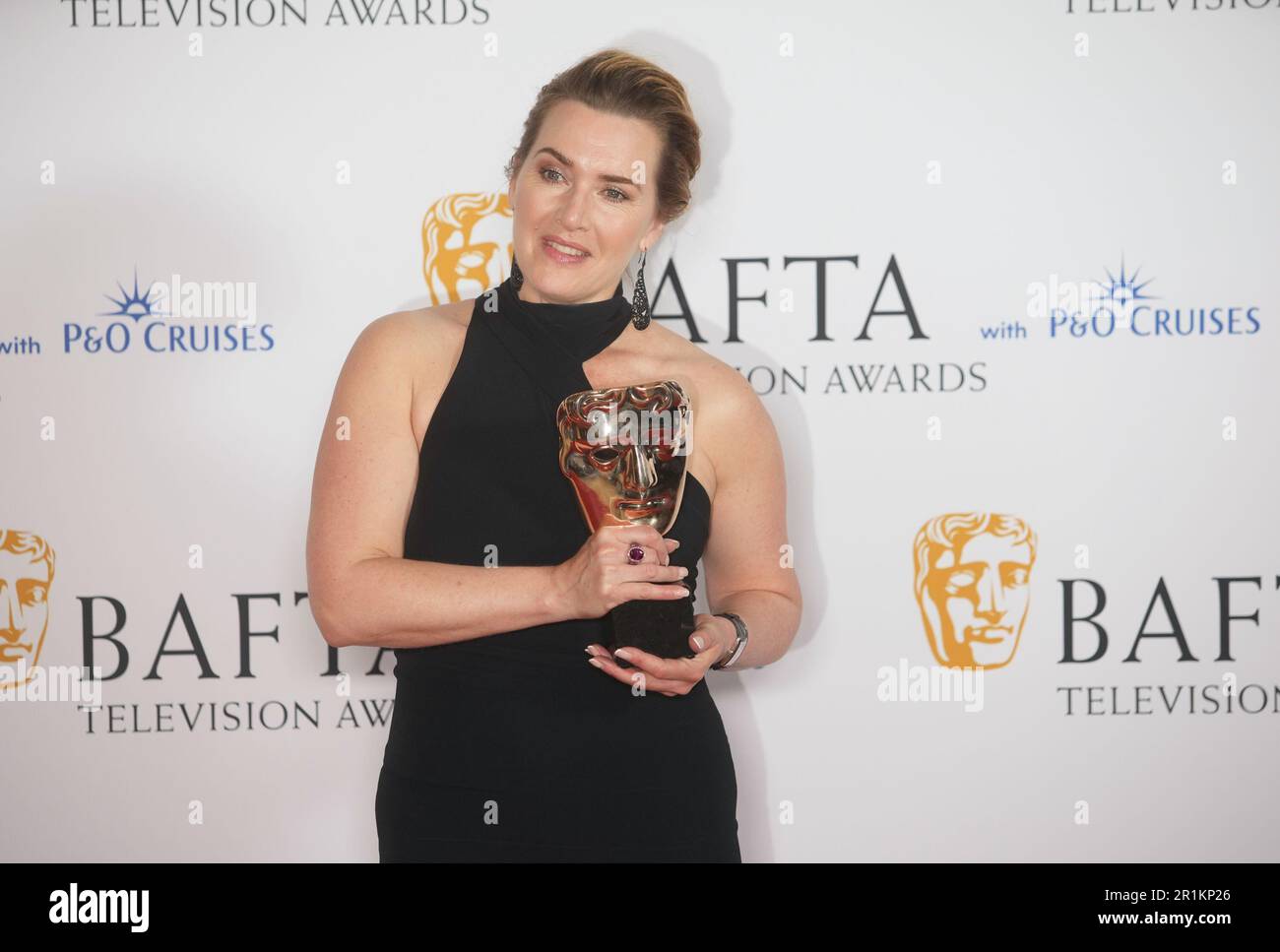 Kate Winslet with the awards for Leading Actress and Single Drama, I Am ...