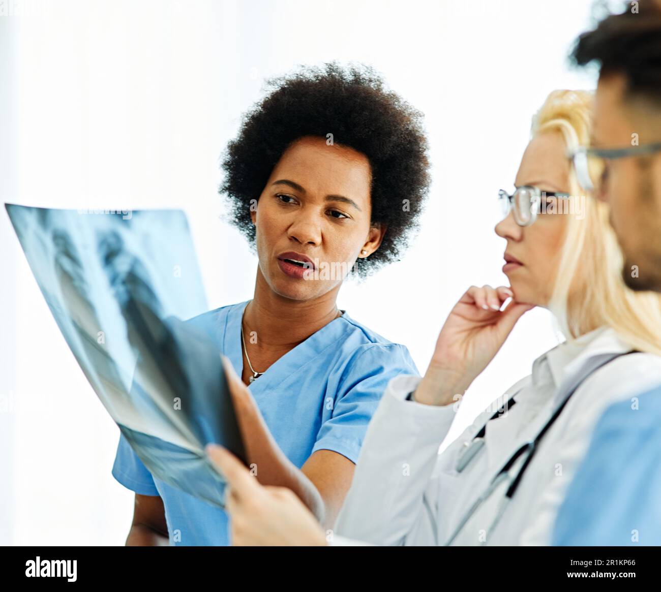 doctor hospital team medical x-ray x ray radiology lung chest diagnisis ...