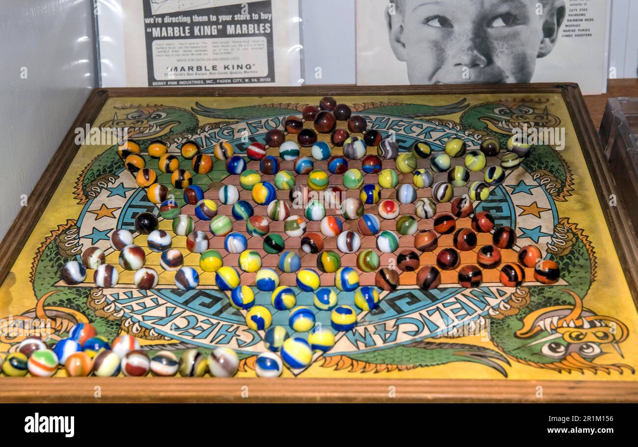 Collection of marbles hi-res stock photography and images - Alamy