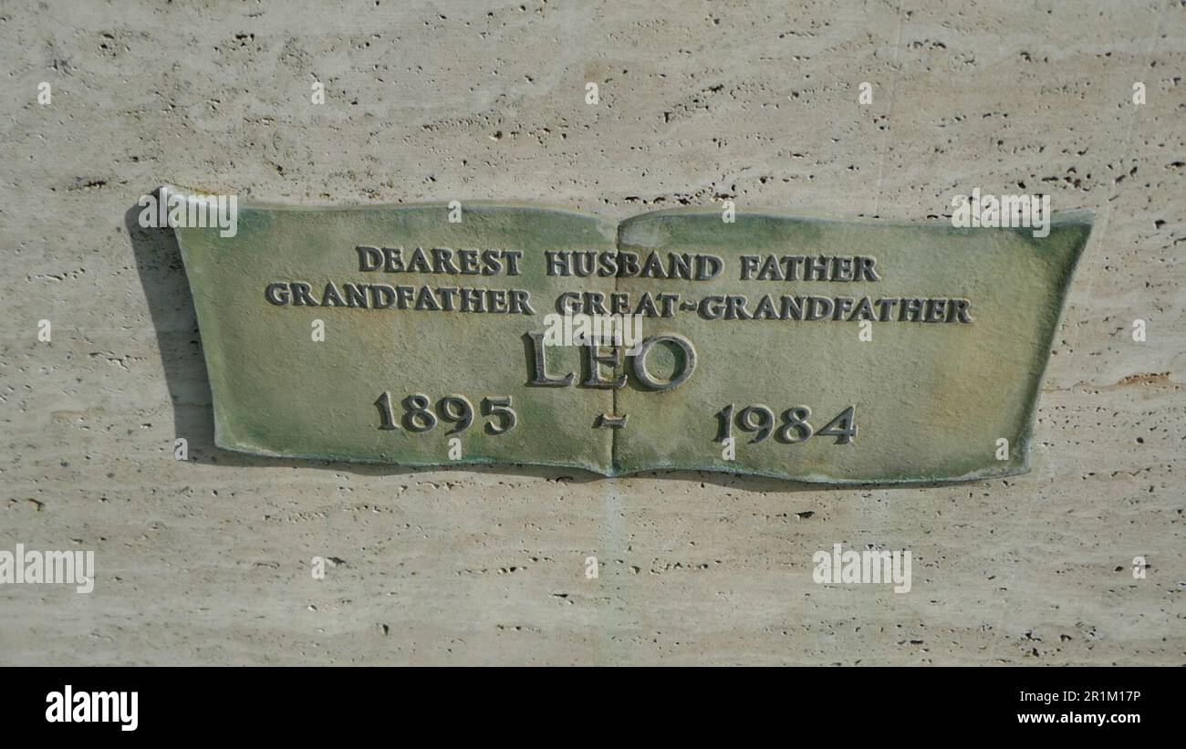 Los Angeles, California, USA 12th May 2023 Songwriter Leo Robin Grave ...