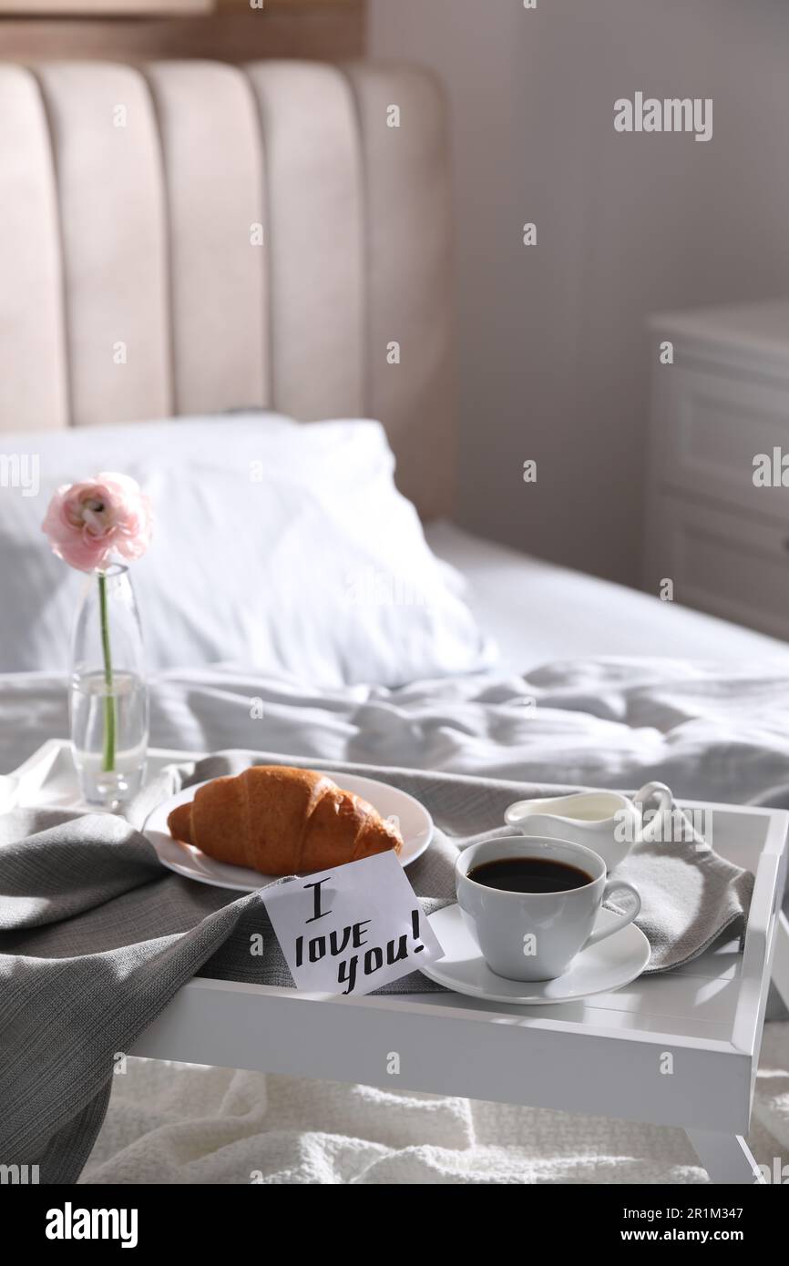 Couple flirt bed hi-res stock photography and images - Alamy