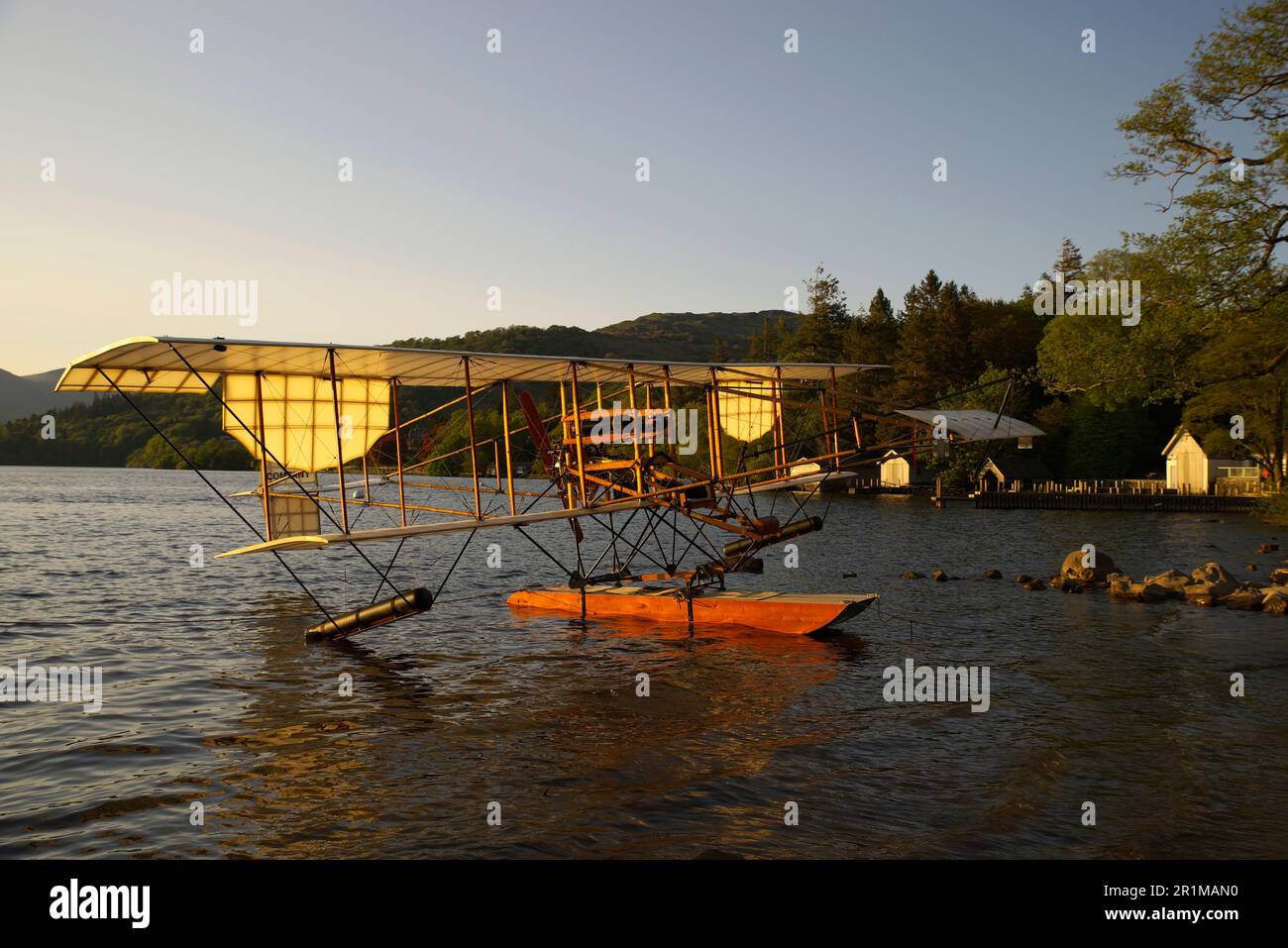 Waterbird windermere hi-res stock photography and images - Alamy