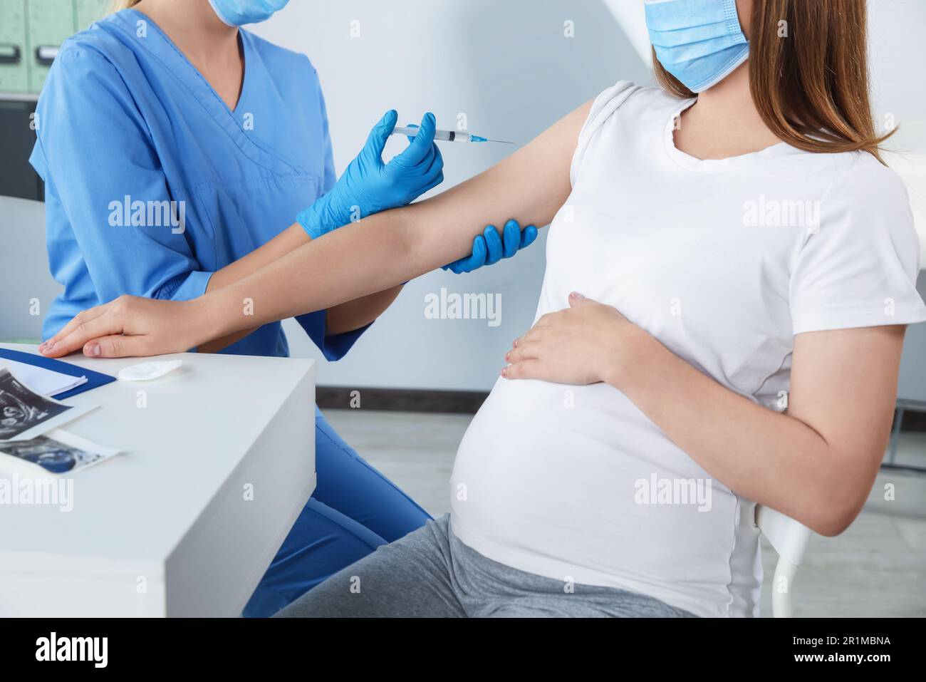 Ultrasound pregnant mask hi-res stock photography and images - Alamy