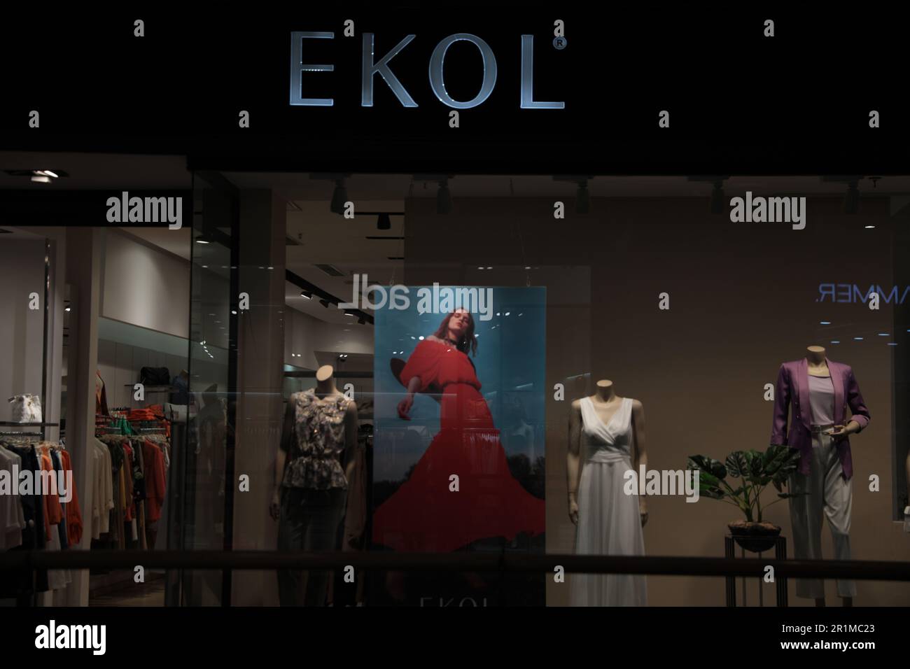 Clothes store turkey fashion hi-res stock photography and images - Alamy