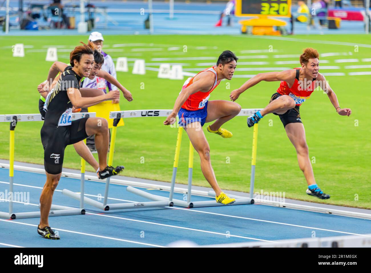 Sports in taiwan hi-res stock photography and images - Alamy