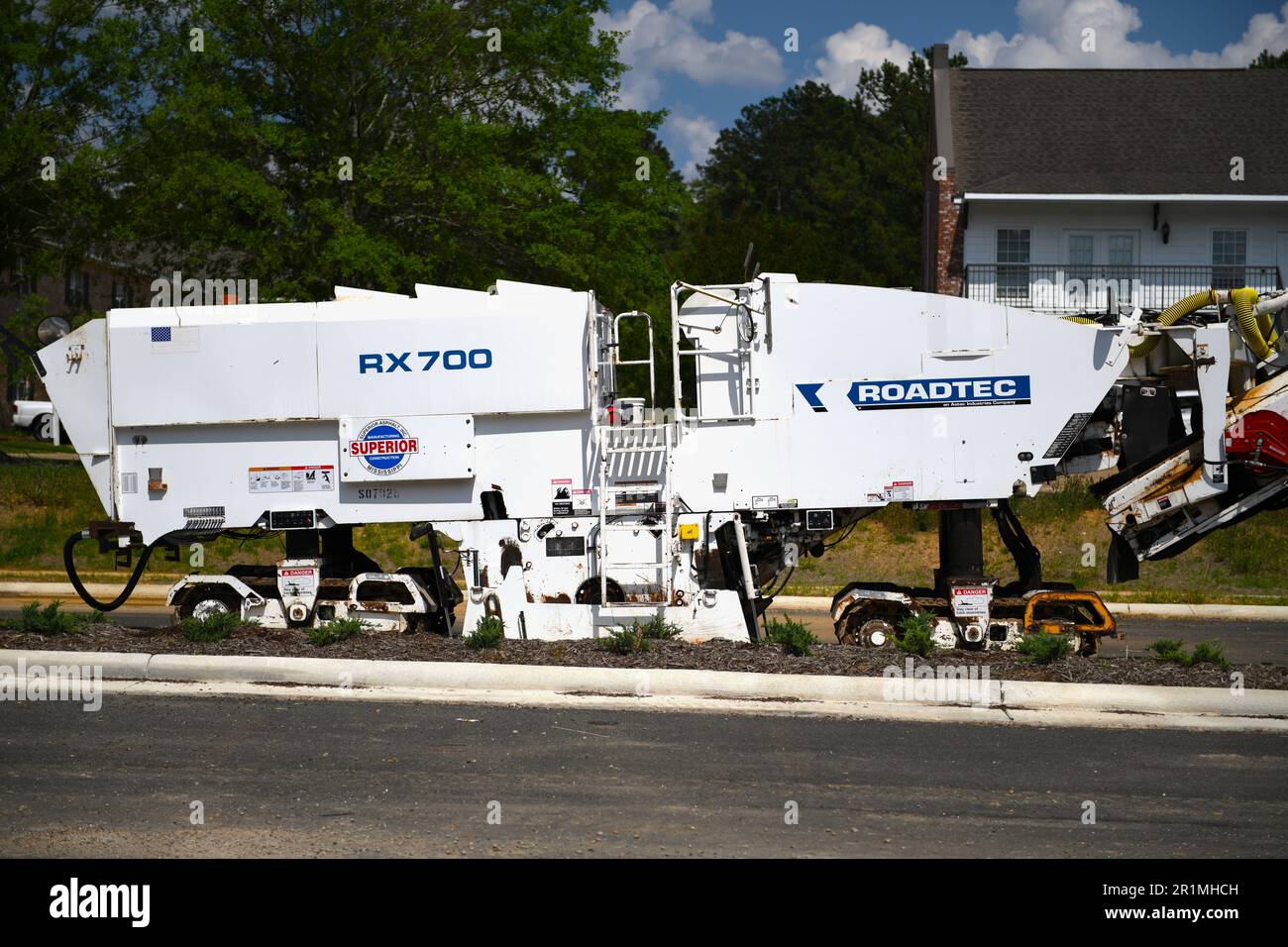 Road milling machine hi-res stock photography and images - Alamy
