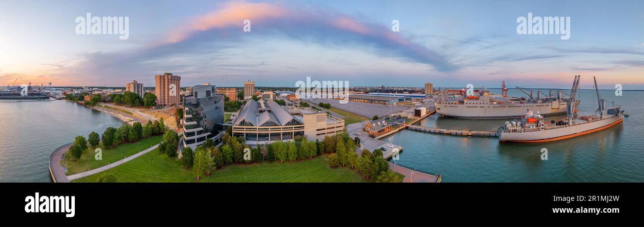 Aerial view of newport news hi-res stock photography and images - Alamy