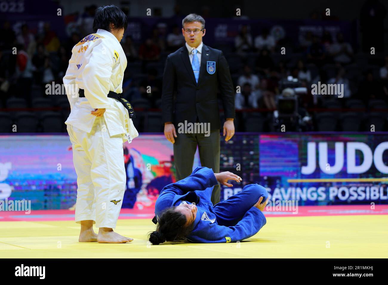 Ali Bin Hamad Al Attiyah Arena, Doha, Qatar. 12th May, 2023. (L-R) Shori Hamada (JPN), Alina ...