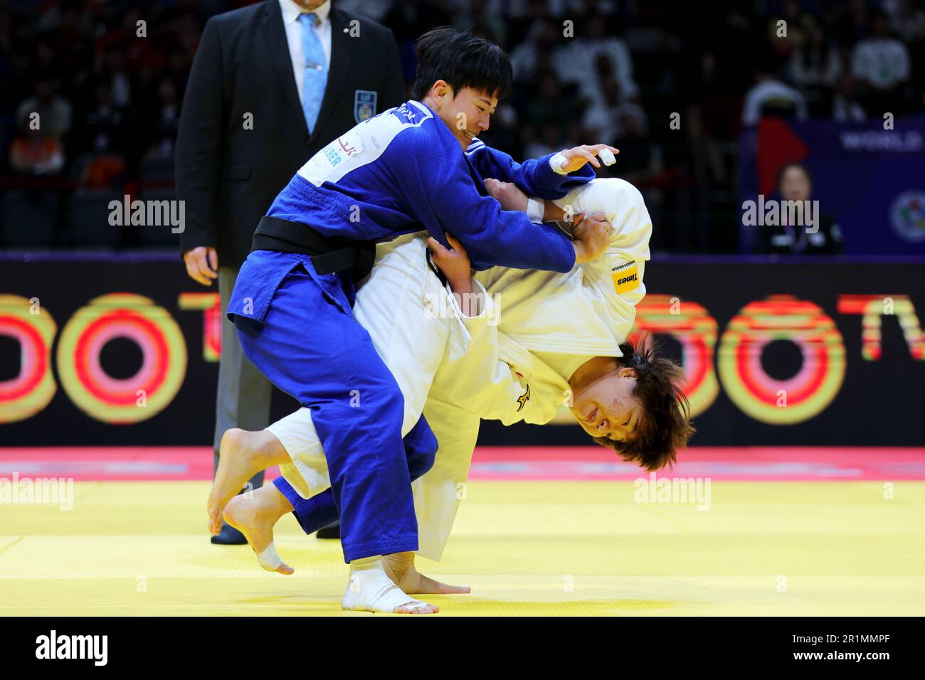 Ali Bin Hamad Al Attiyah Arena, Doha, Qatar. 14th May, 2023. (L-R ...