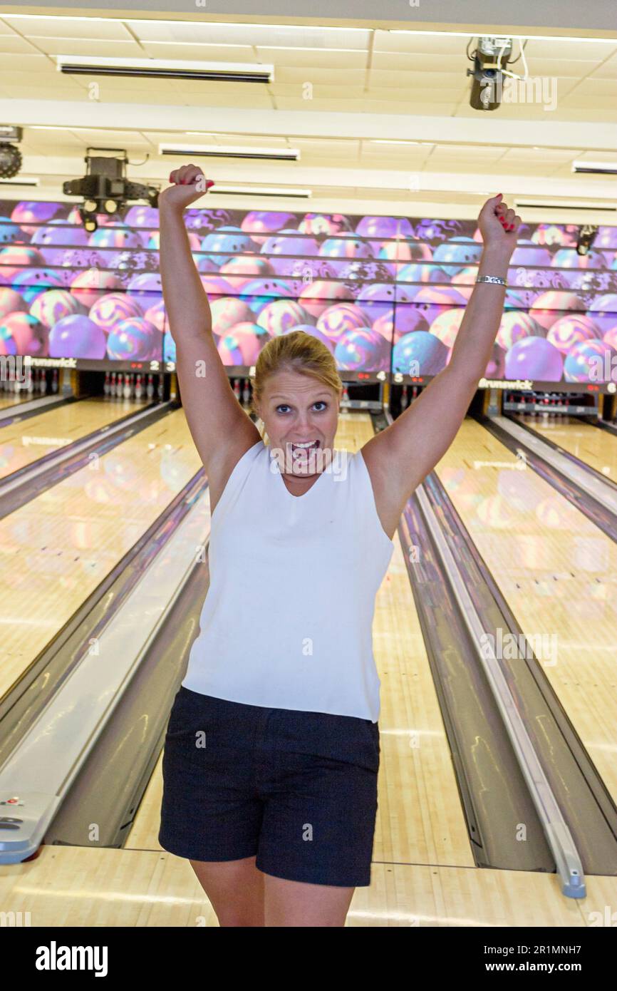 Tennessee sevierville visitors center hi-res stock photography and ...