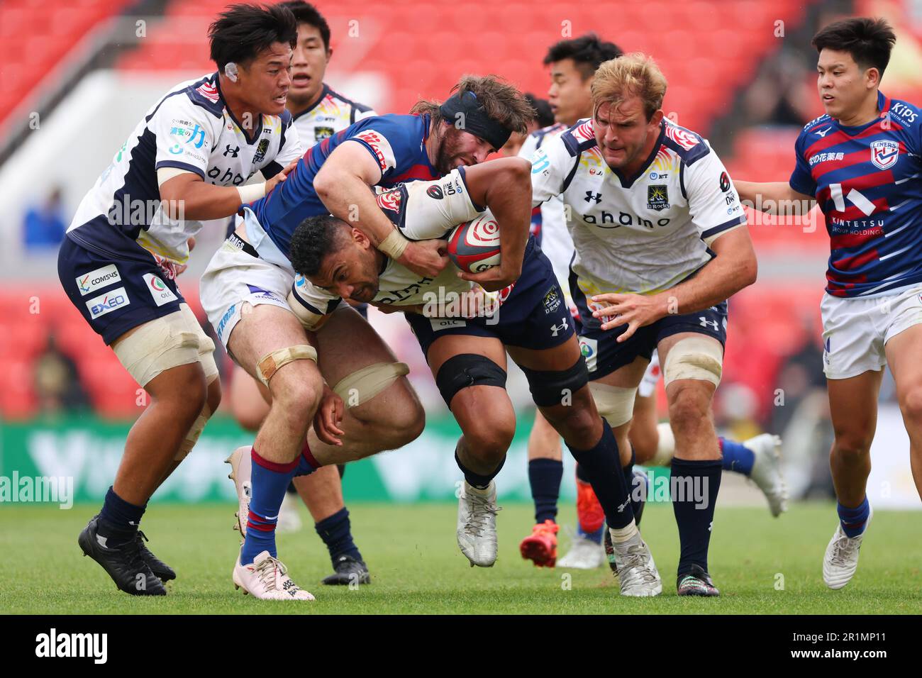 Hanazono Rugby Stadium, Osaka, Japan. 13th May, 2023. Jimmy Tupou (D ...