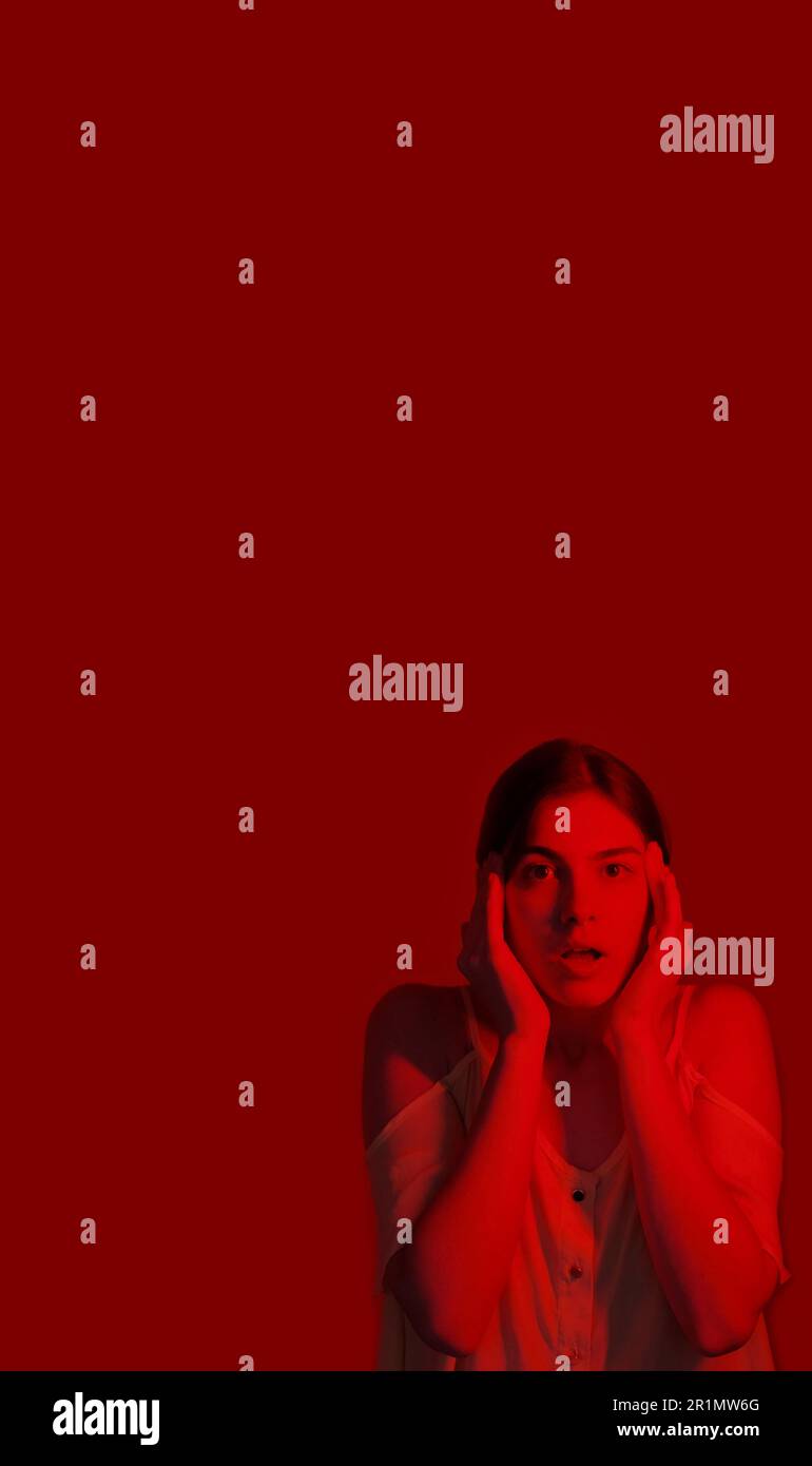 Panicking girl portrait overwhelmed expression Stock Photo - Alamy