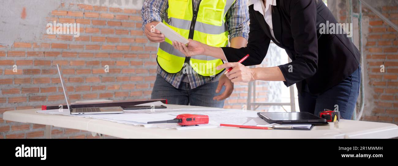 Team architect engineer man woman hi-res stock photography and images ...