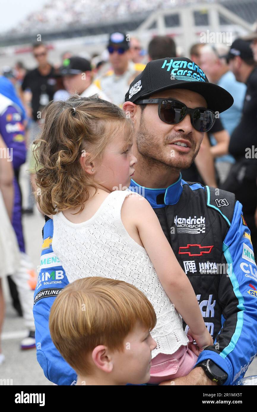 DARLINGTON, SC - MAY 14: Kyle Larson (#5 Hendrick Motorsports ...