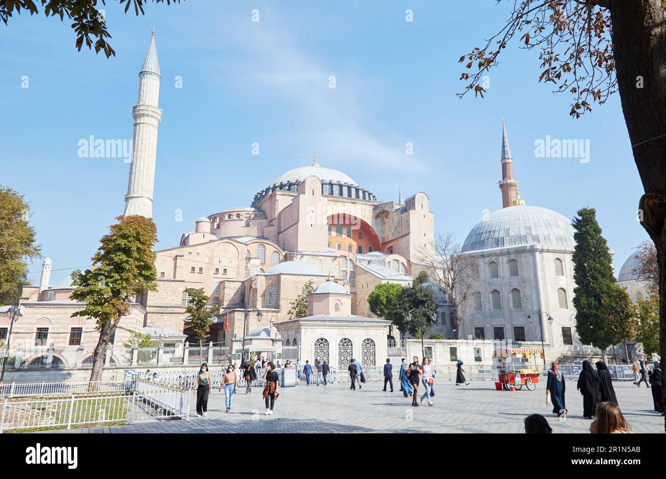 Byzantine hagia sofia 537 ad hi-res stock photography and images - Alamy