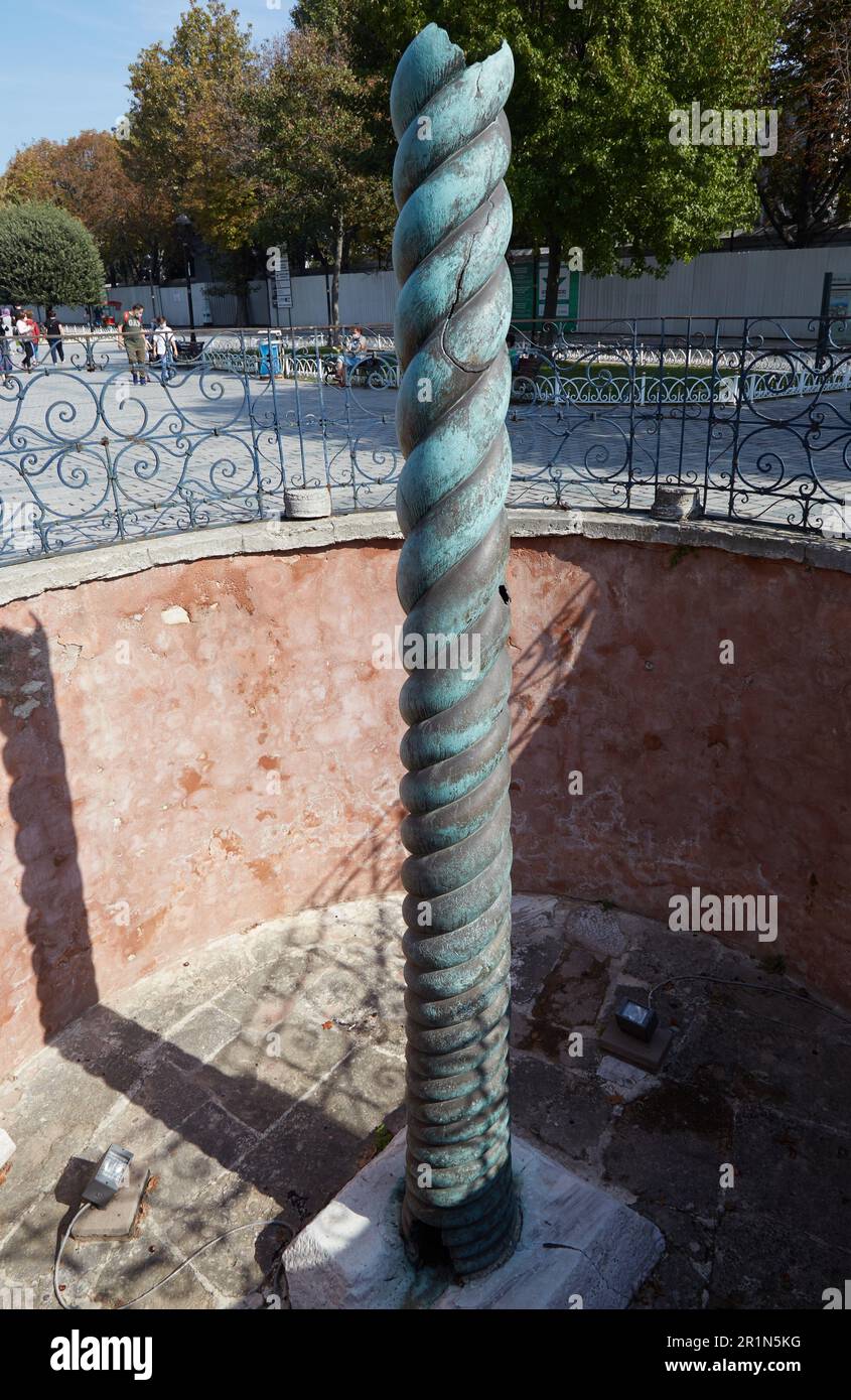 The Serpent Columns, a remnant of Byzantine Istanbul Stock Photo - Alamy