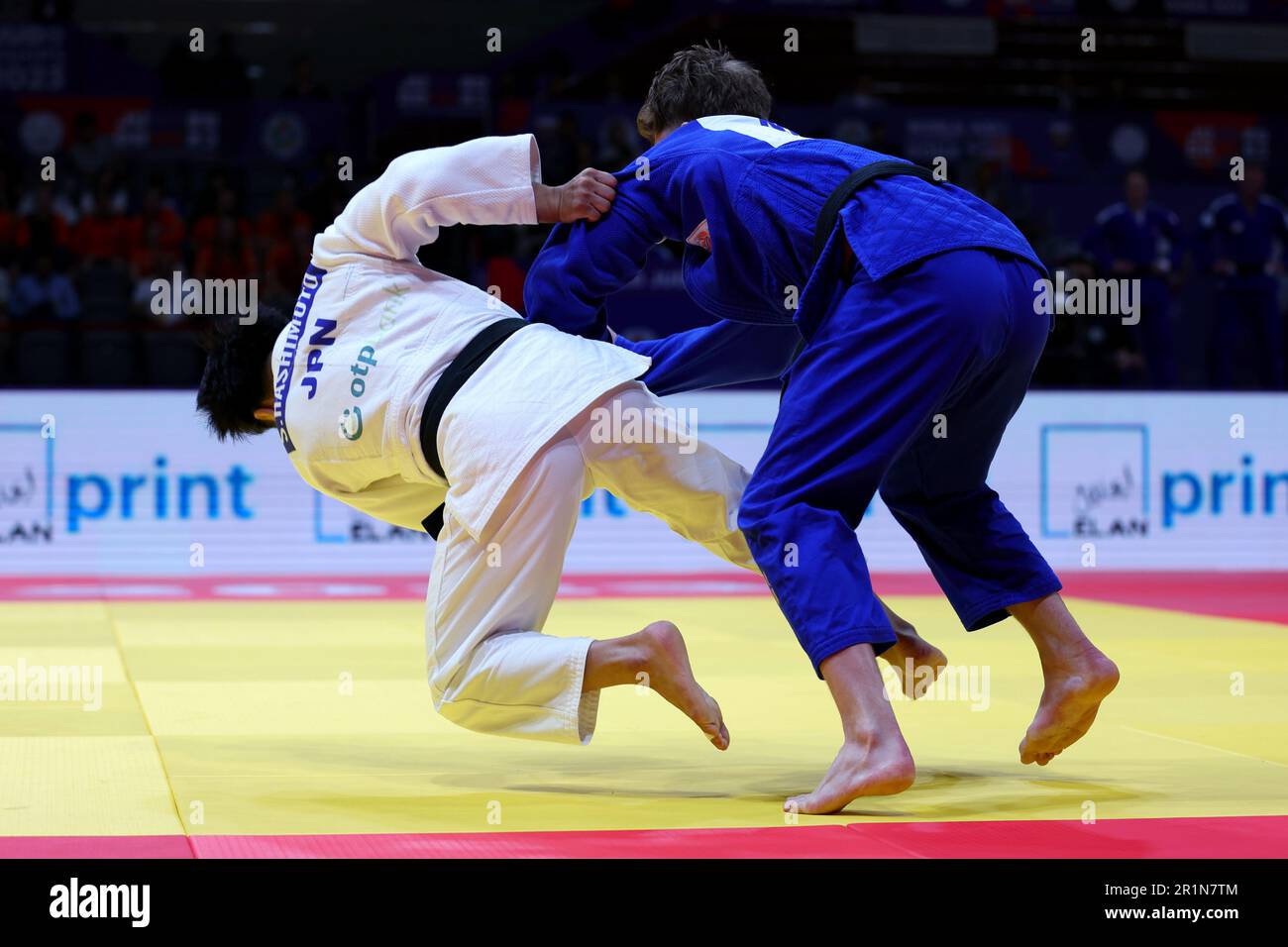 Ali Bin Hamad Al Attiyah Arena, Doha, Qatar. 14th May, 2023. (L-R ...