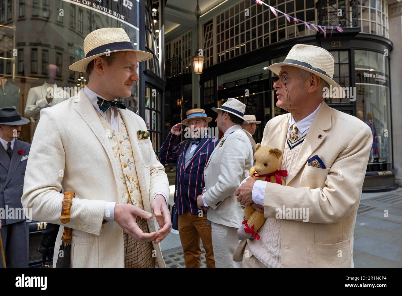 Third grand flaneur walk hi-res stock photography and images - Alamy