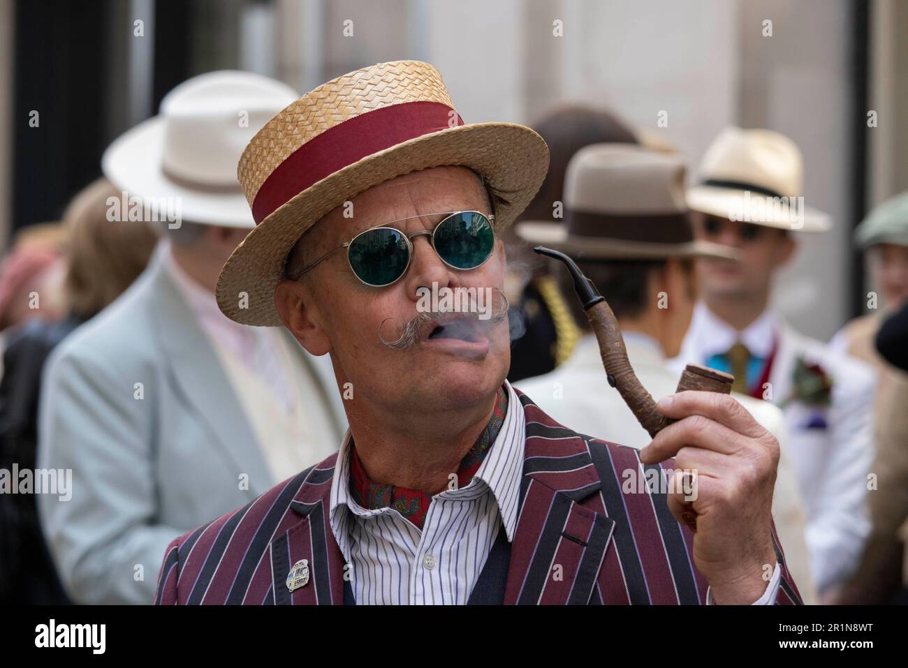 Dandies and dandizettes of britain hi-res stock photography and images ...