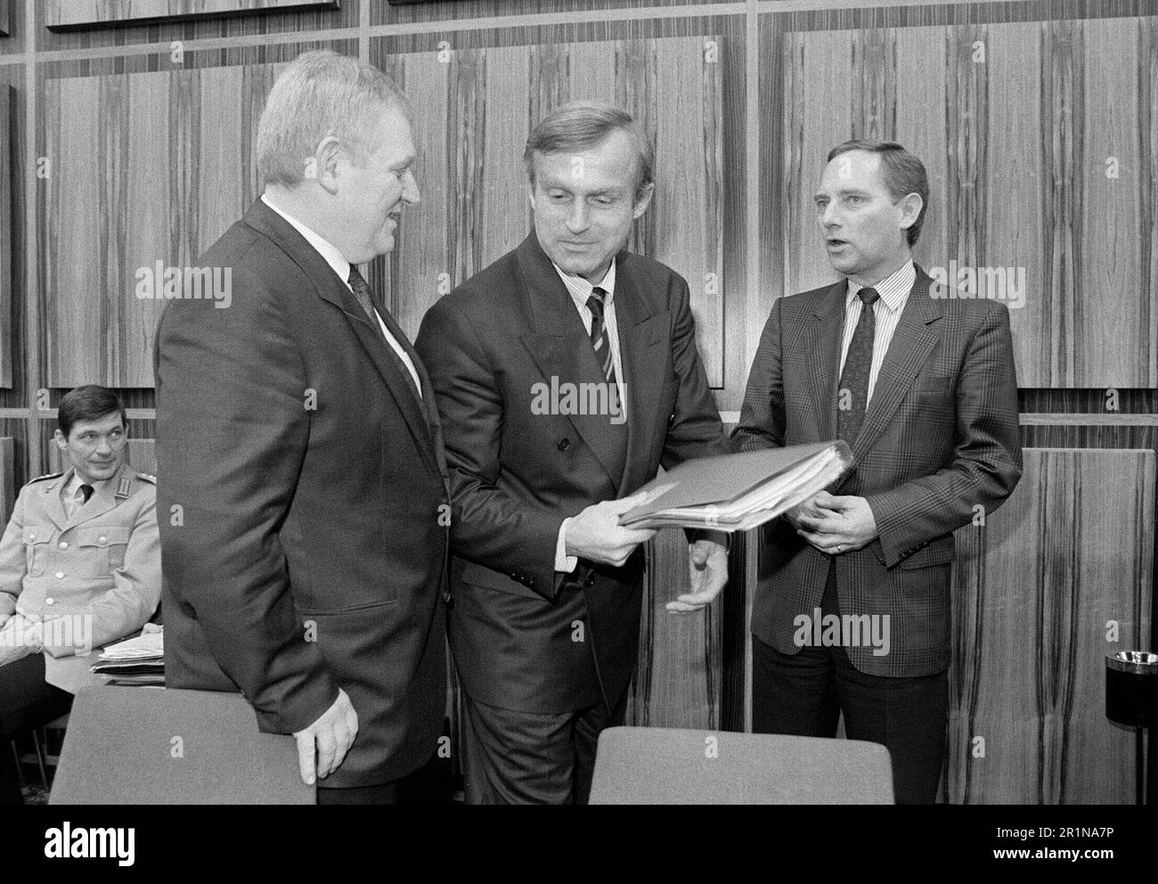 ARCHIVE PHOTO: Helmut HAUSSMANN turns 80 on May 19, 2023, Wolfgang ...