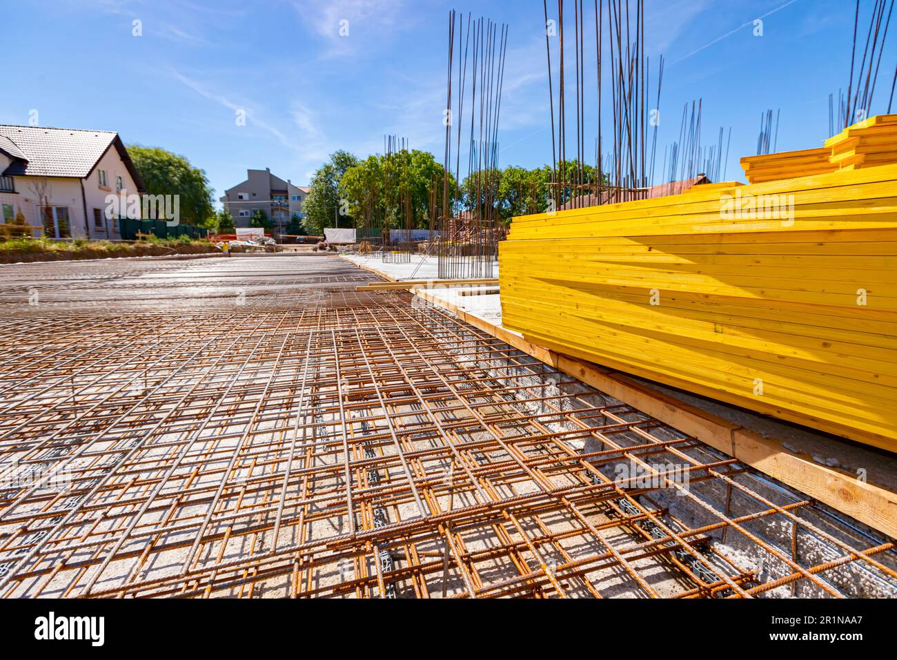 Perspective view on rusty, quadratic reinforcement, armature, mesh ...