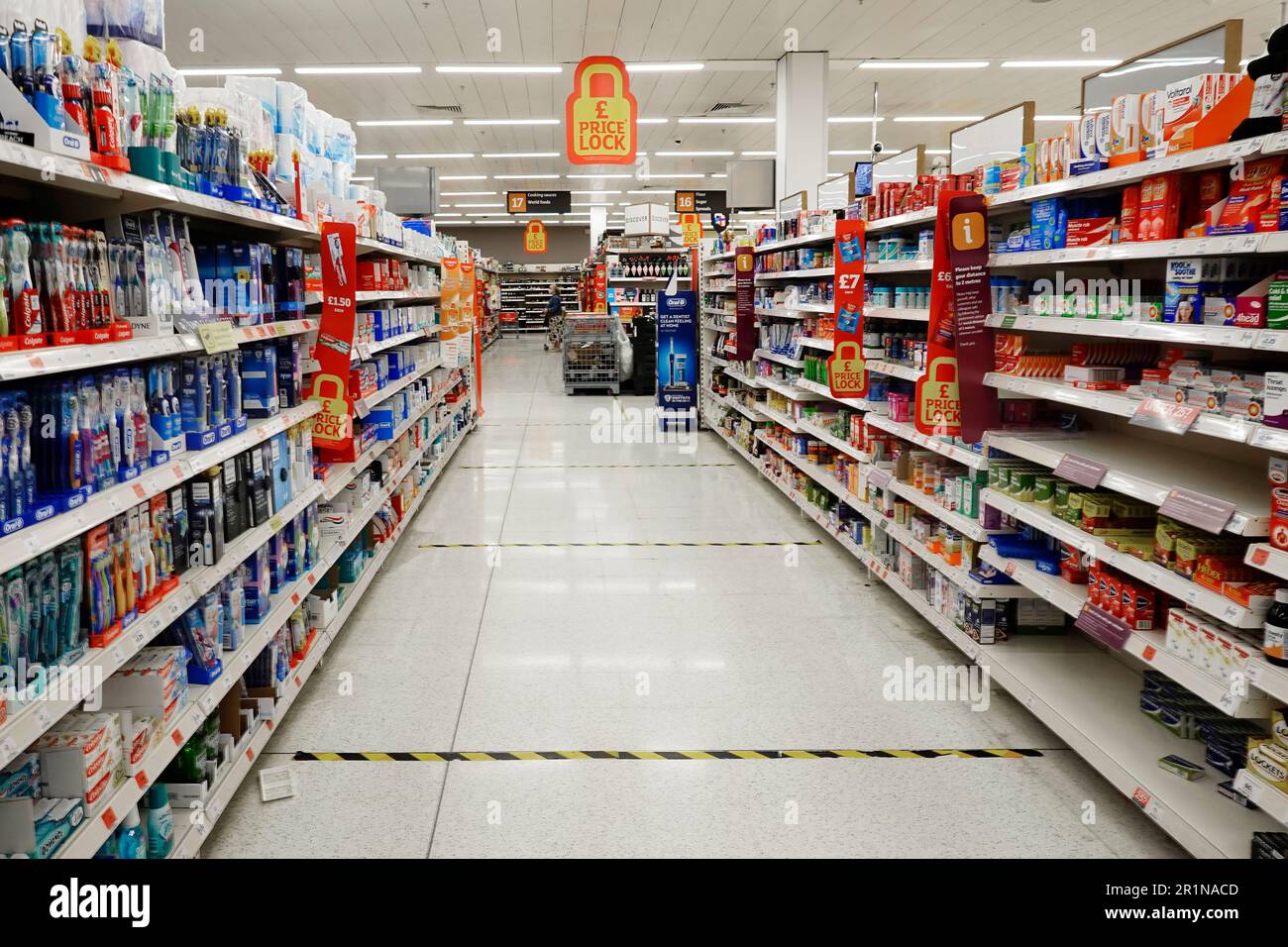 Coronavirus pandemic shopping Covid 19 face masks required Sainsburys ...