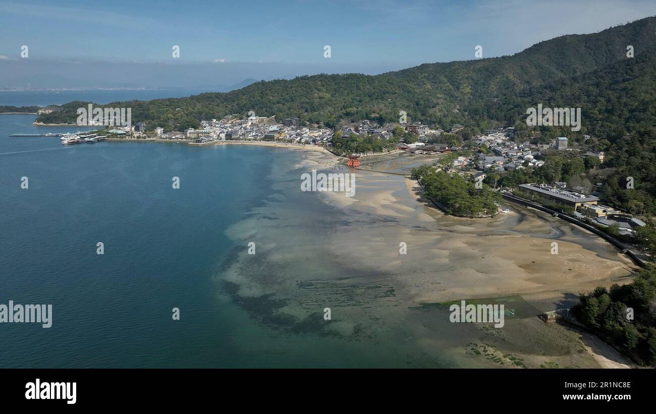 IMAGE DISTRIBUTED FOR HIROSHIMA TOURISM ASSOCIATION - The Grand Torii ...