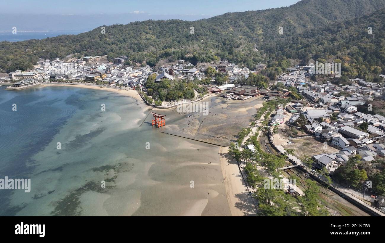 IMAGE DISTRIBUTED FOR HIROSHIMA TOURISM ASSOCIATION - The Grand Torii ...