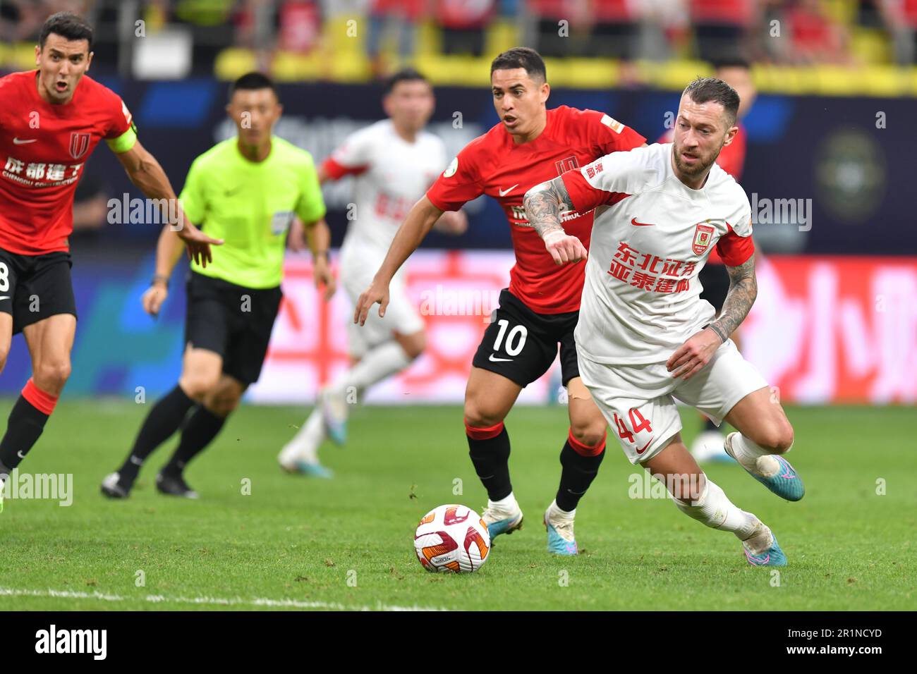 Chengdu Rongcheng Football Club 2-2 draw Changchun Yatai Football Club ...