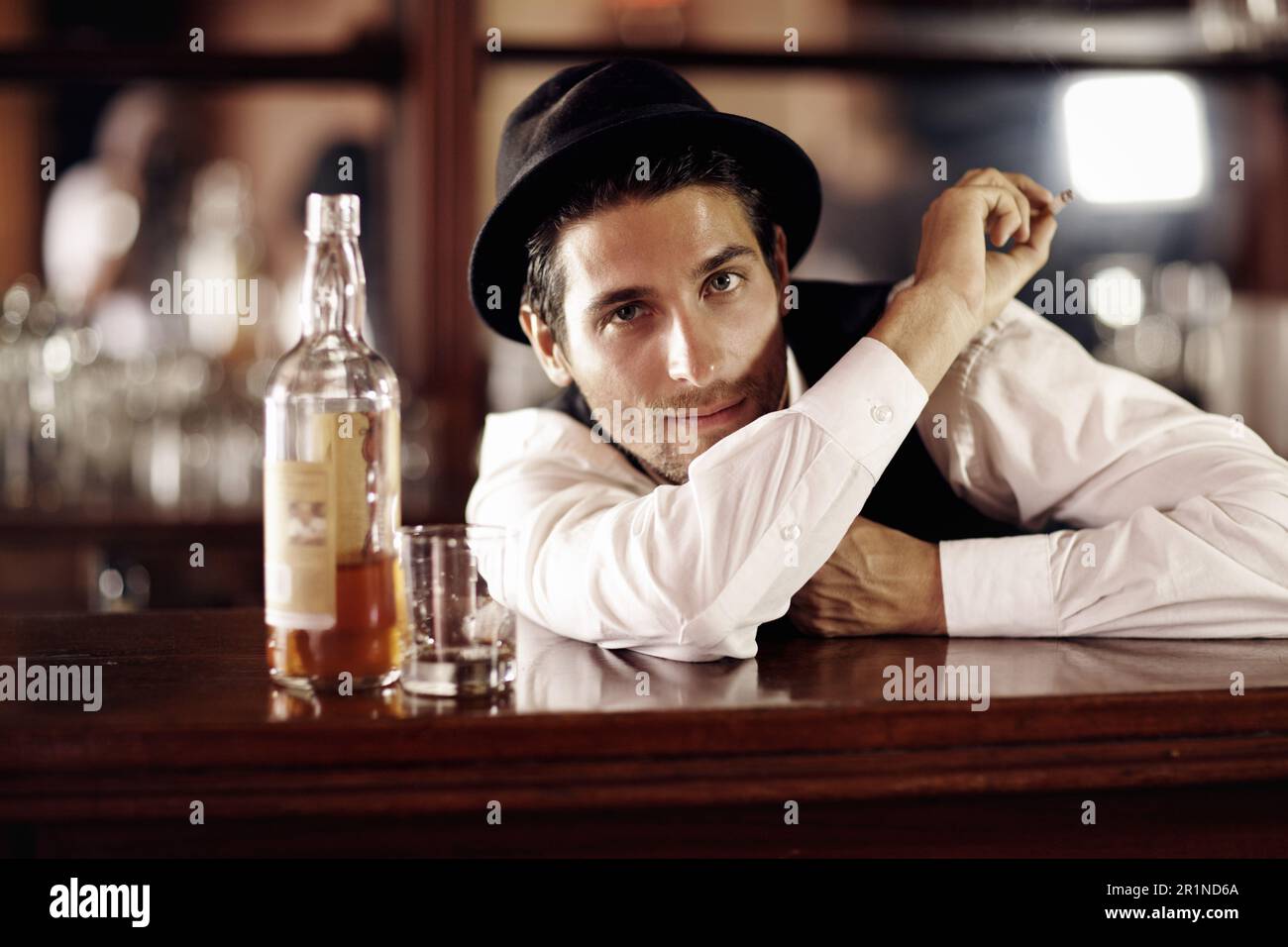 Smoking drinking party hi-res stock photography and images - Alamy