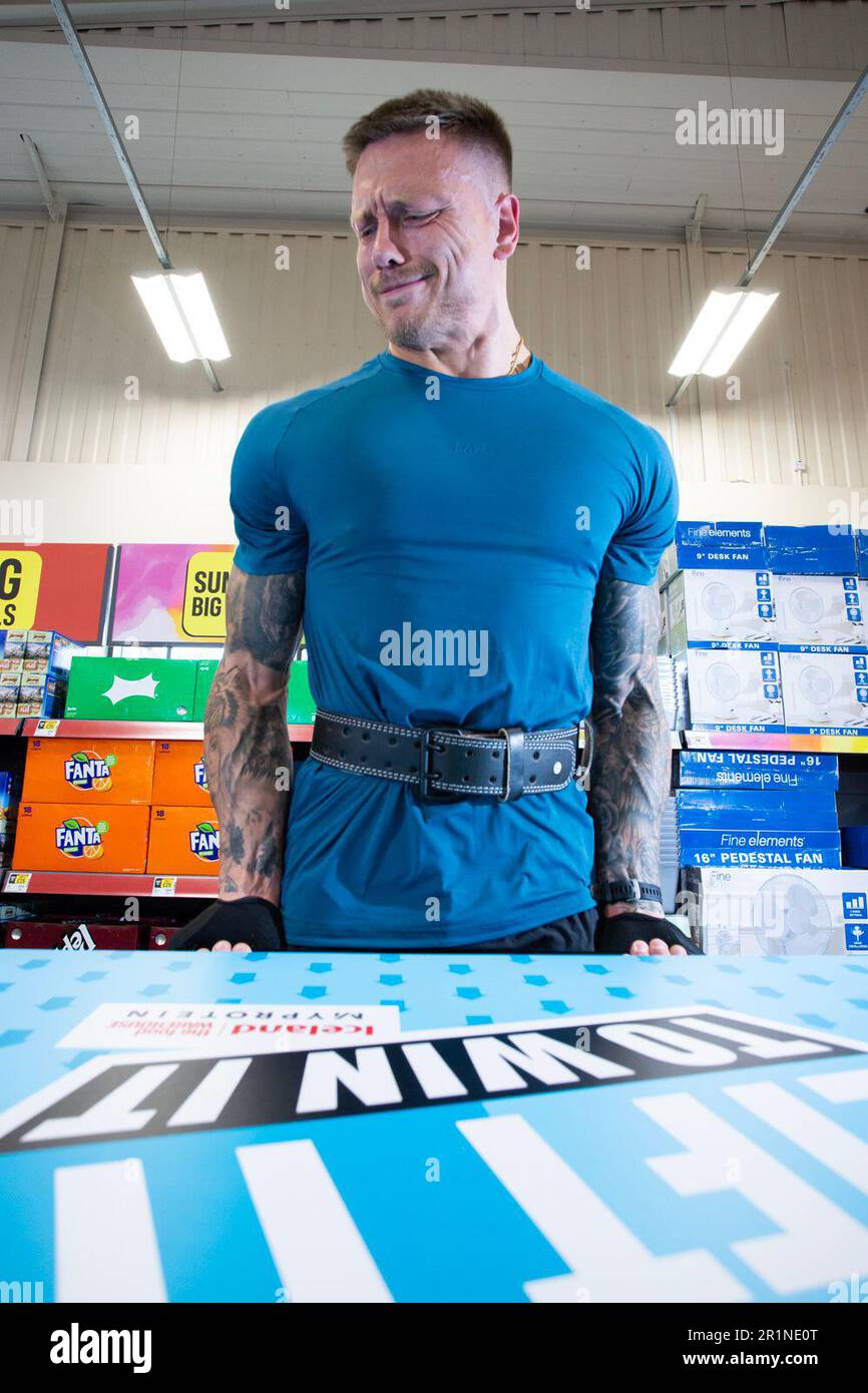 EDITORIAL USE ONLY Former Love Island contestant and fitness ...