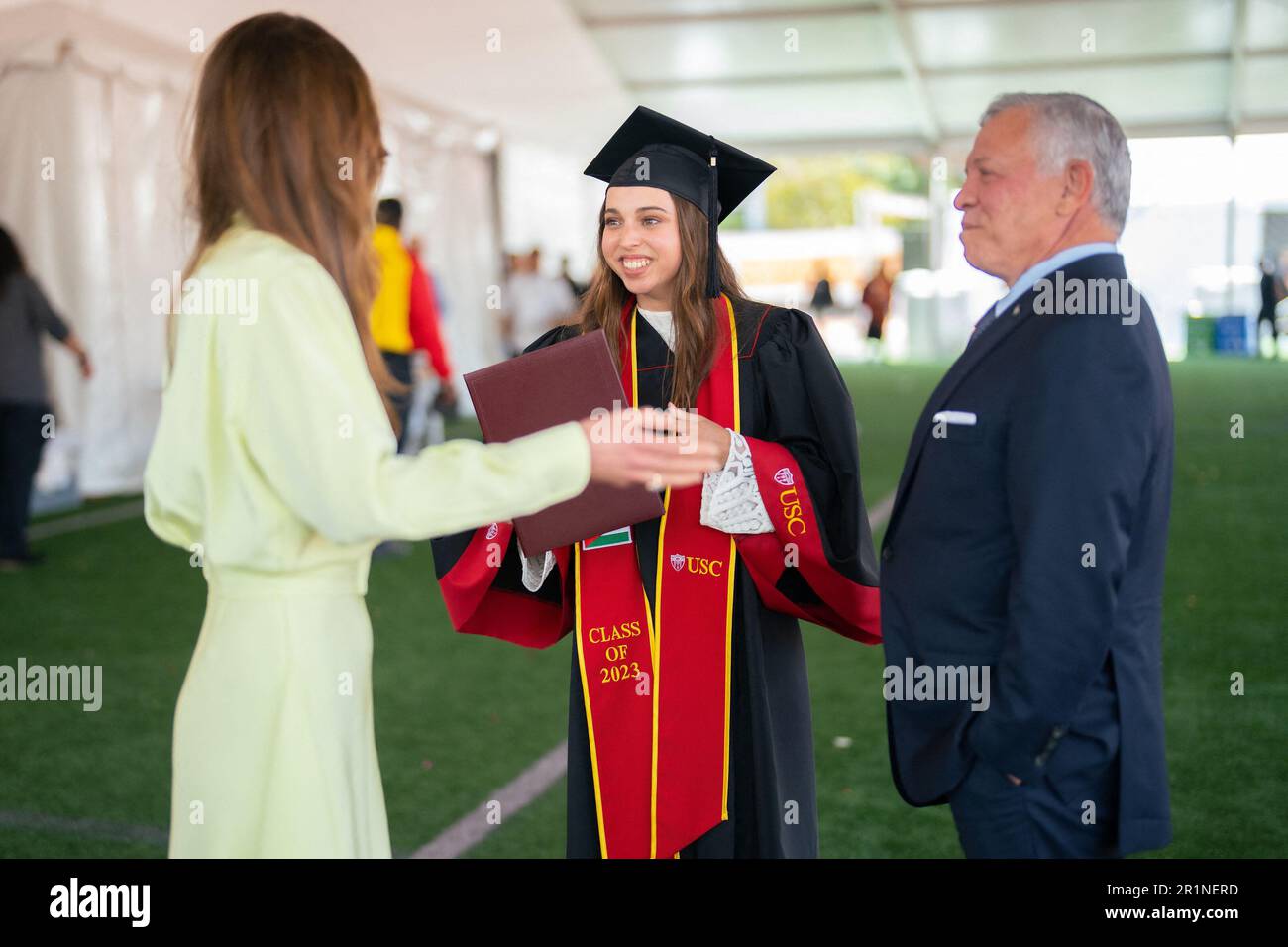 Los Angeles, United States. 12th May, 2023. L-R : Queen Rania of Jordan ...