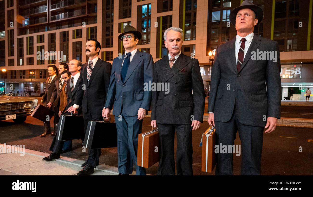 TOBY HUSS, WOODY HARRELSON, JUSTIN THEROUX, TONY PLANA, KIM COATES, YUL ...