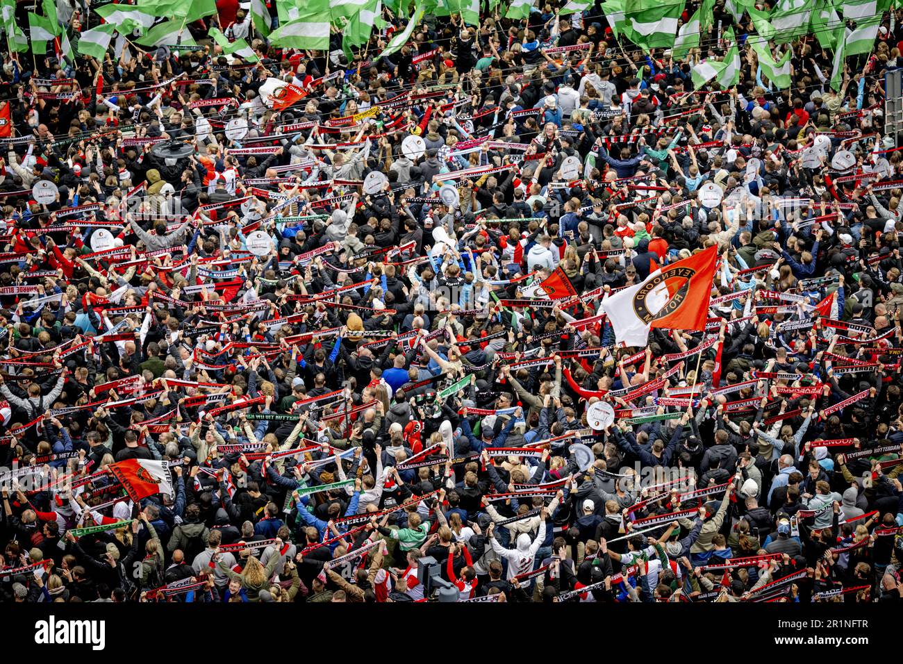 ROTTERDAM - Football fans are already standing in front of the balcony ...