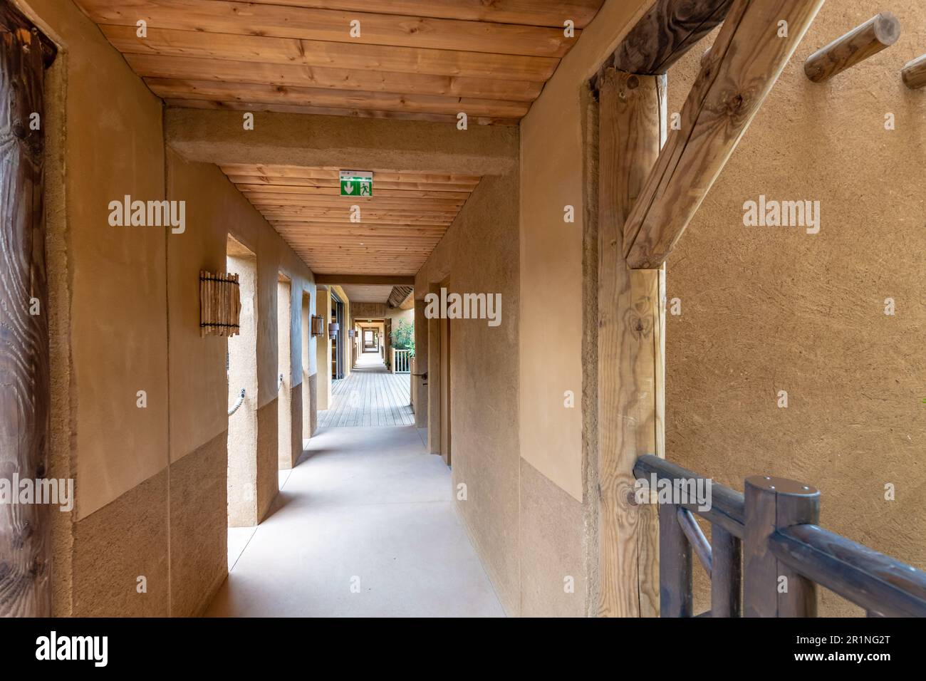 Corridor PAL Savana RESERVE, a safari-like hotel at Le Pal theme park ...