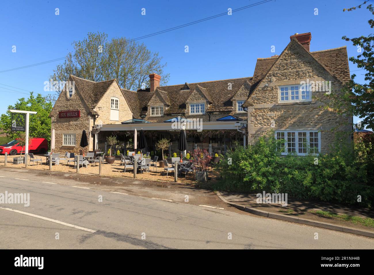 Six Bells pub and restaurant at Witham-on-The Hill, Lincolnshire Stock ...