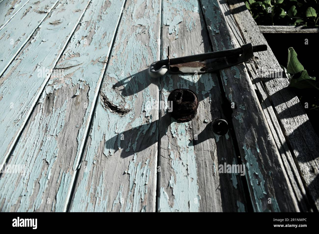 Rustic door hi-res stock photography and images - Alamy