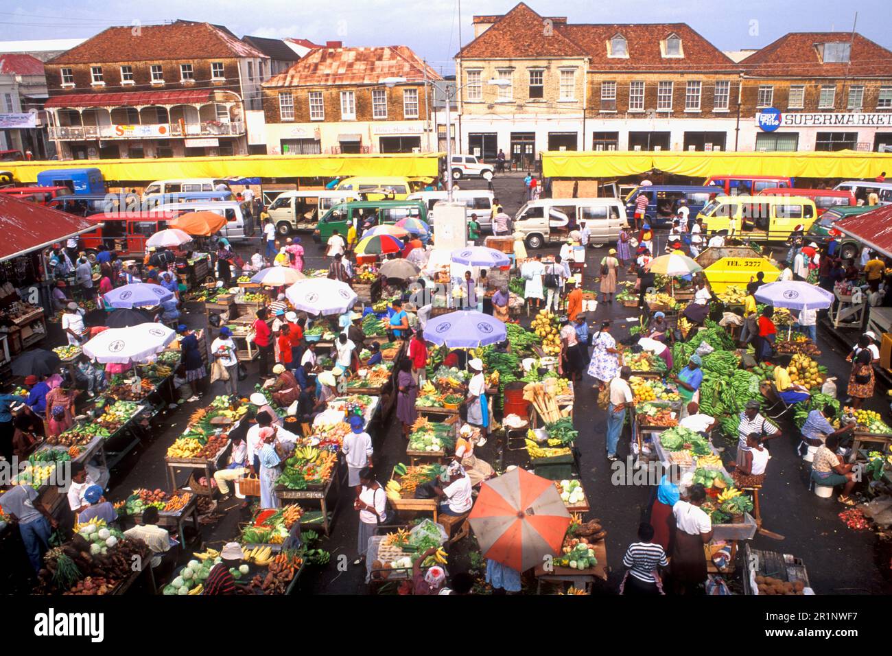 Colorful Caribbean fruit market Grenada Stock Photo - Alamy